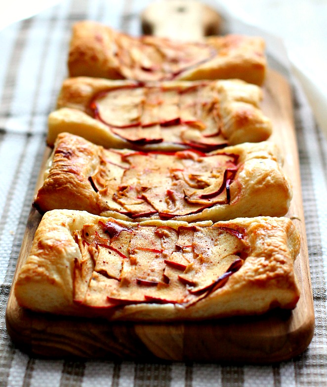 Puff Pastry Apple Tart : Soni's Food Puff Pastry Apple Tart : Soni's Food