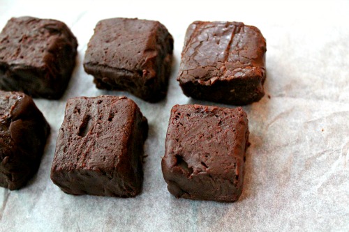Easy Chocolate Chilli Fudge~5 Ingredients or Less #SundaySupper : Soni ...
